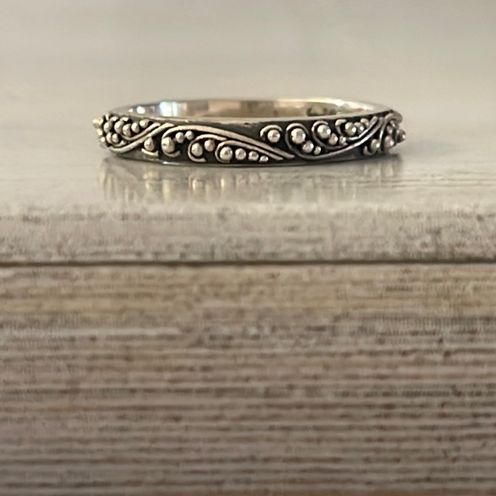 Lois Hill Silver Granulated Filigree Stacking Ring. - Gem